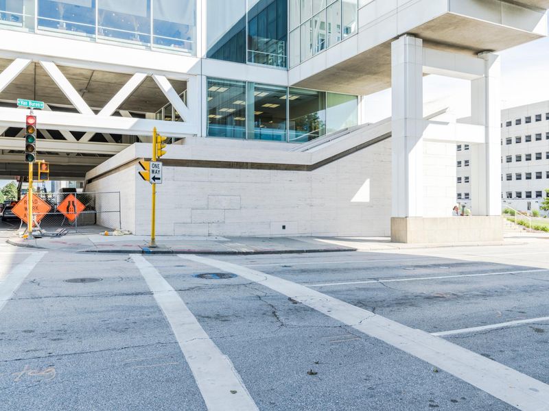 Milwaukee Business District: Modern Office Building HDRi Maps and ...