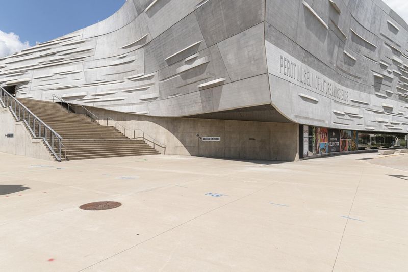 Modern Architecture in Dallas Skyscrapers HDRi Maps and Backplates