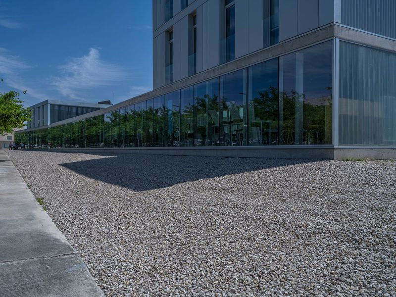 Modern Architecture: Glass Wall in Spain - HDRi Maps and Backplates