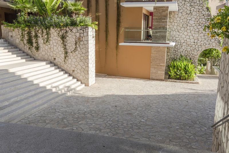 Modern Architecture in Mexico City: A Plaza of Contemporary Design HDRi ...