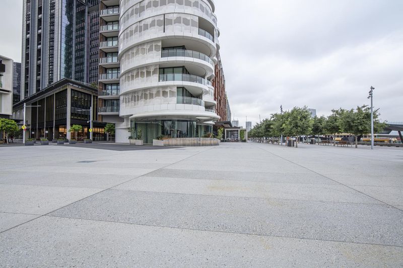 Modern Architecture in Urban Square: City Life HDRi Maps and Backplates