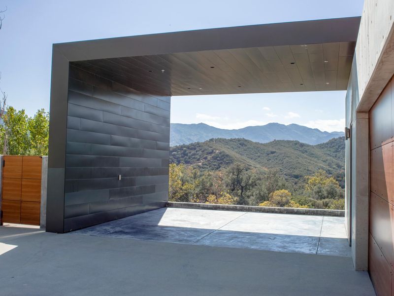 Modern House with Concrete Walls in Los Angeles, California, USA HDRi ...