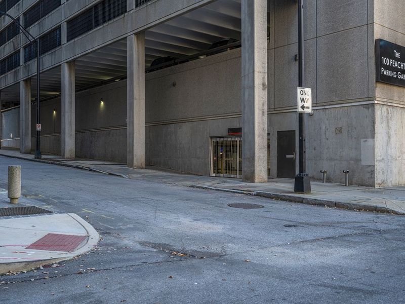 Modern Urban Design in Atlanta, Georgia HDRi Maps and Backplates