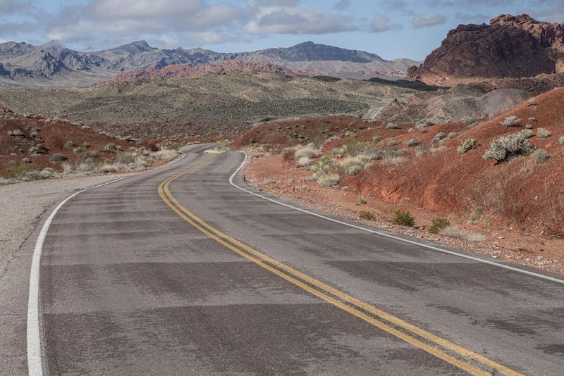Mountain Pass in Nevada: A Southwest Landscape HDRi Maps and Backplates