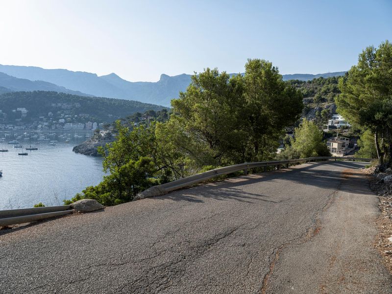 Nature Landscape in Mallorca: Ocean and Clear Sky HDRi Maps and Backplates