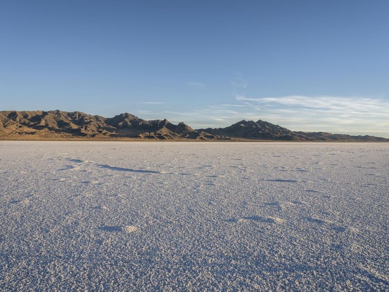 Nature in Utah: Open Space and Clear Sky HDRi Maps and Backplates