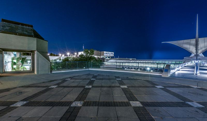 Night Cityscape of Milwaukee, Wisconsin HDRi Maps and Backplates