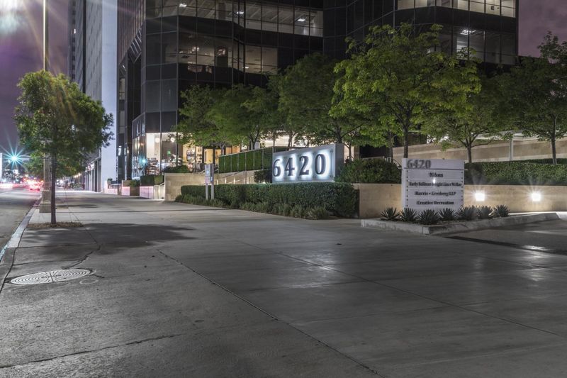 Nighttime City Street with Number 20 E Sign HDRi Maps and Backplates