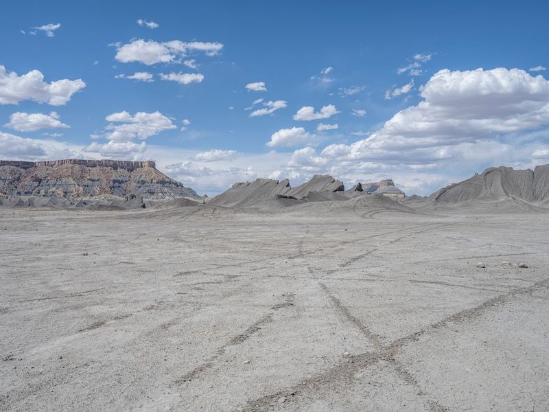 Off-Road Adventure in the Utah Desert: Factory Butte - HDRi Maps and ...