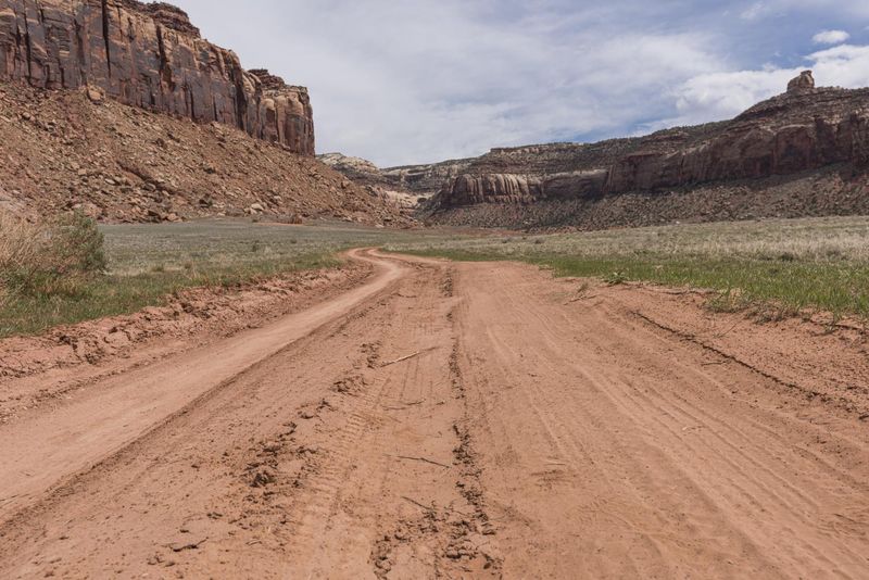 Off-Road Adventure in Utah: Exploring Mountain Landforms HDRi Maps and ...