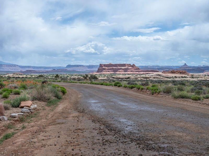 Off-Road Adventure in the Scenic Canyons of Utah - HDRi Maps and Backplates
