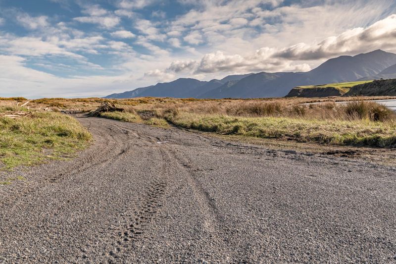 Off-Road Landscape: Mountain Dirt Track - HDRi Maps and Backplates