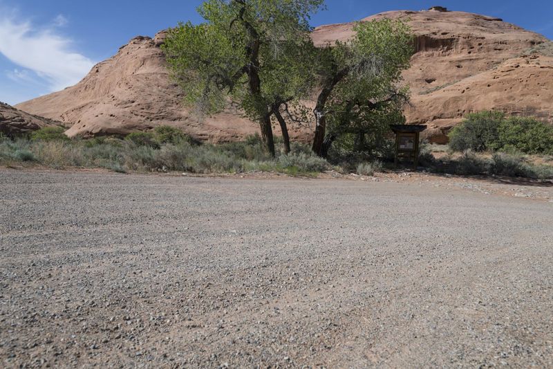 Off-Road Utah Desert Landscape HDRi Maps and Backplates
