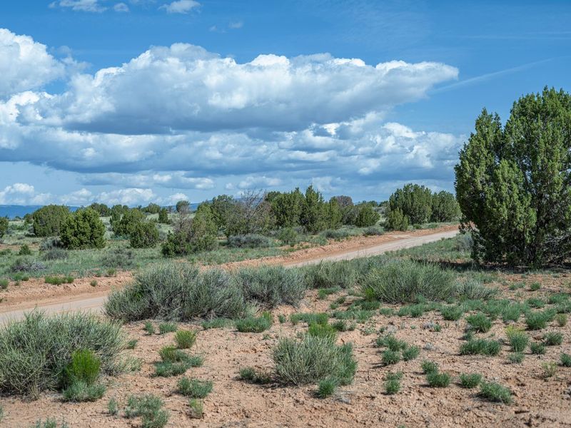 Off-Road Adventure in Utah: Exploring the Picturesque Landscape - HDRi ...