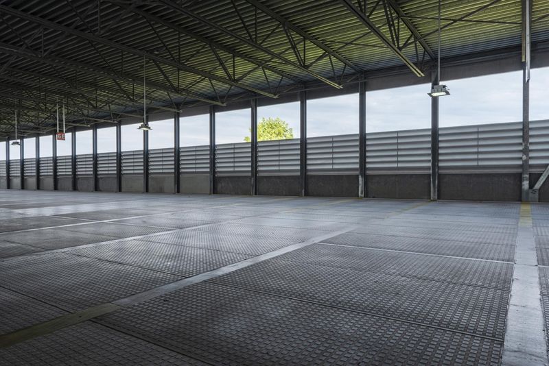 Open Space Hall in Toronto, Canada HDRi Maps and Backplates