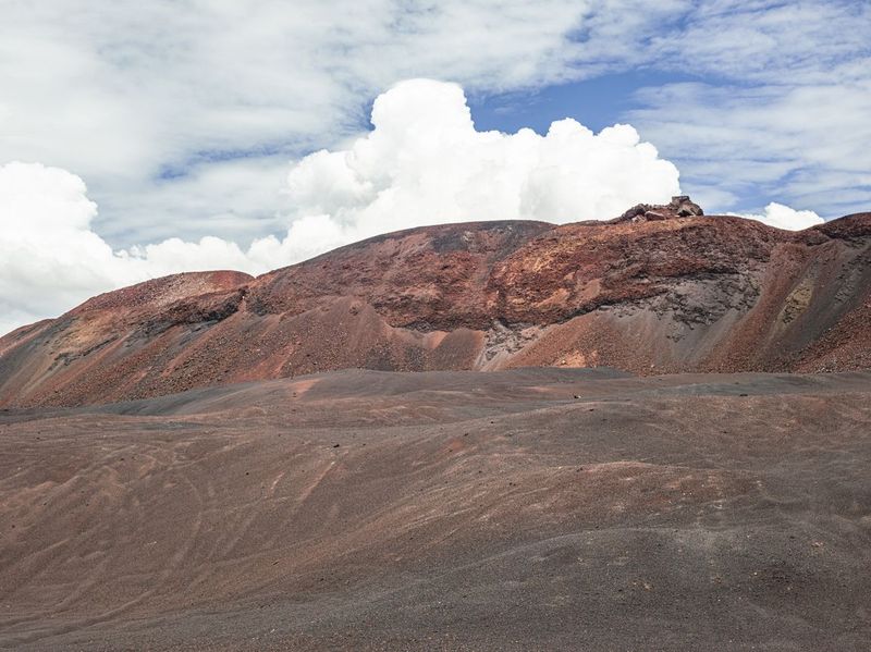 Open Space: Mountain Landscape in the Highland HDRi Maps and Backplates