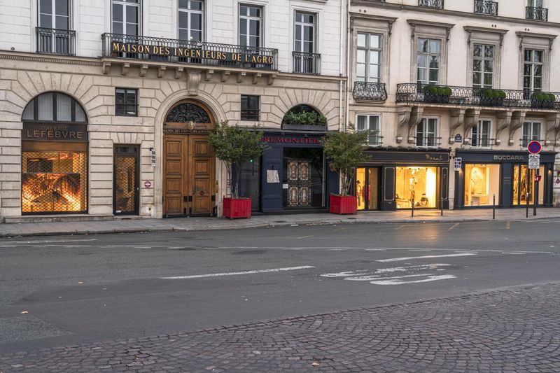 Paris City Architecture in Europe HDRi Maps and Backplates