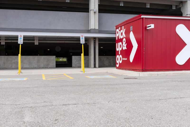 Red Signage: Living the City Life in Ontario, Canada HDRi Maps and ...