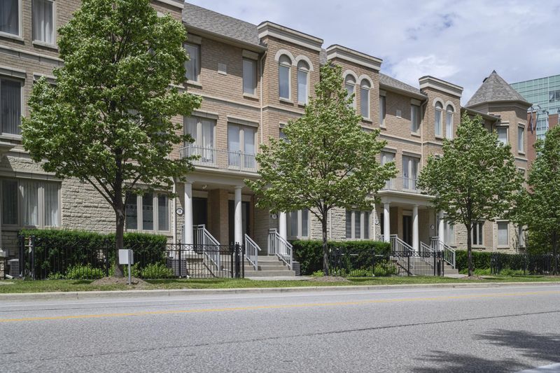 Residential Area Townhome Architecture in Toronto - HDRi Maps and ...