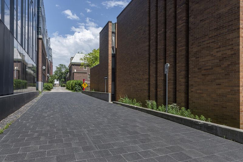 Exploring a Residential Neighbourhood in Toronto: A Street View HDRi ...