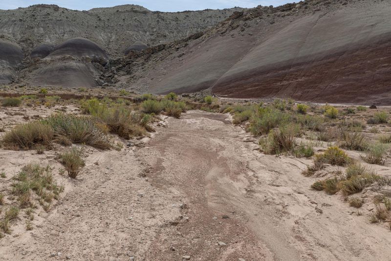 Road through Sand Street in Utah Desert HDRi Maps and Backplates