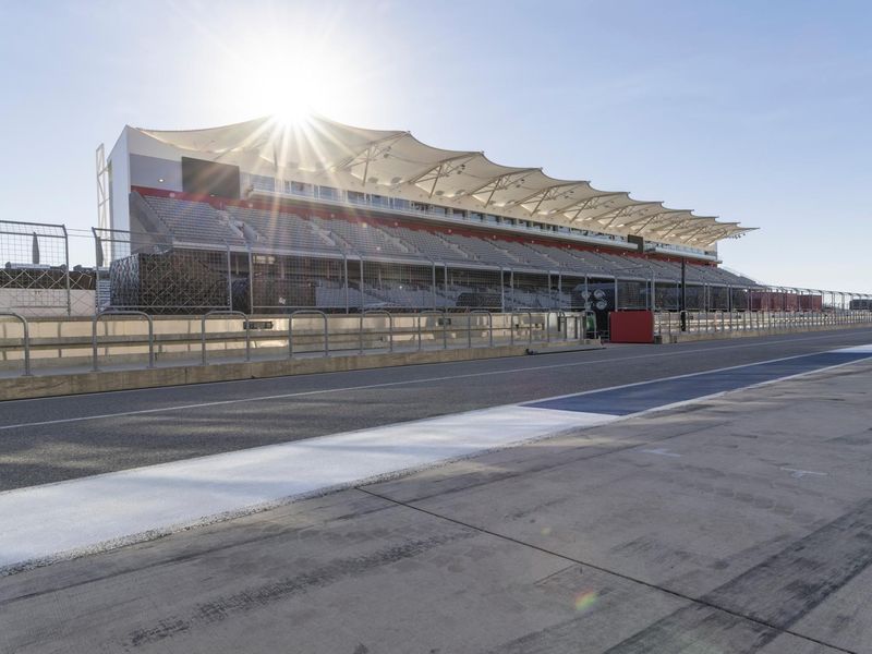 Rooftop Arena: Building with Concrete Facade HDRi Maps and Backplates
