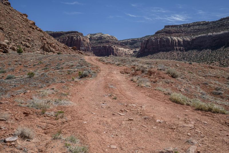 Rugged Slope in Canyonlands, Utah: Clear Sky Above HDRi Maps and Backplates
