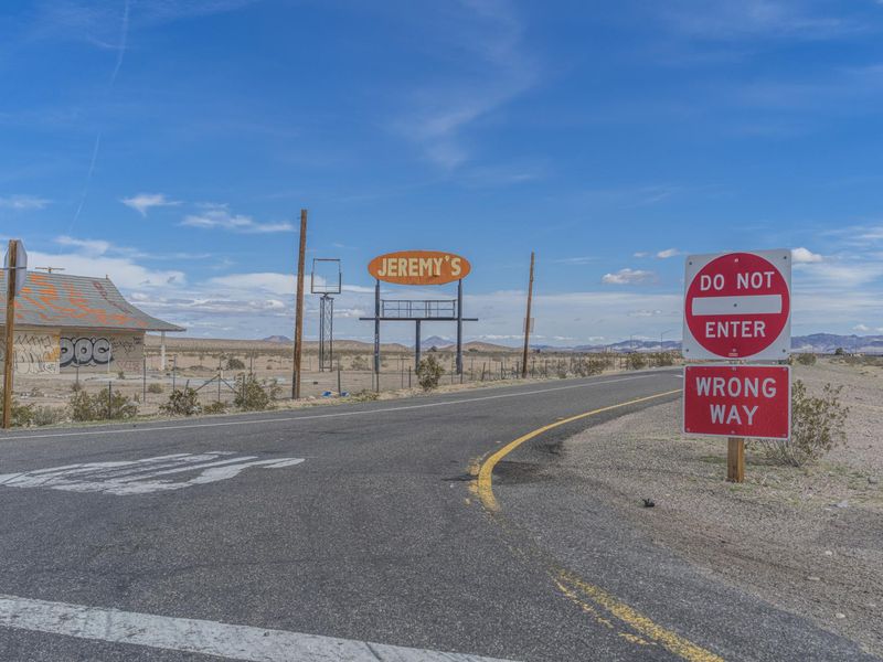 Rural Landscape in Nevada: A Daytime View HDRi Maps and Backplates