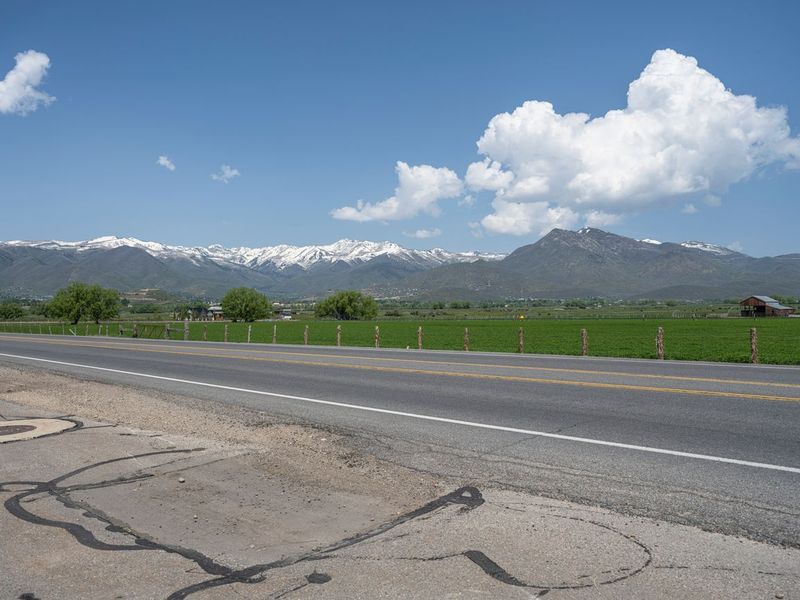 Rural Landscape in Utah: Majestic Mountains and Snow HDRi Maps and ...