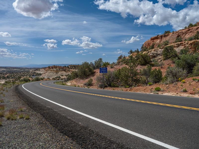 Rural Road in Utah: Exploring Vast Landscapes HDRi Maps and Backplates