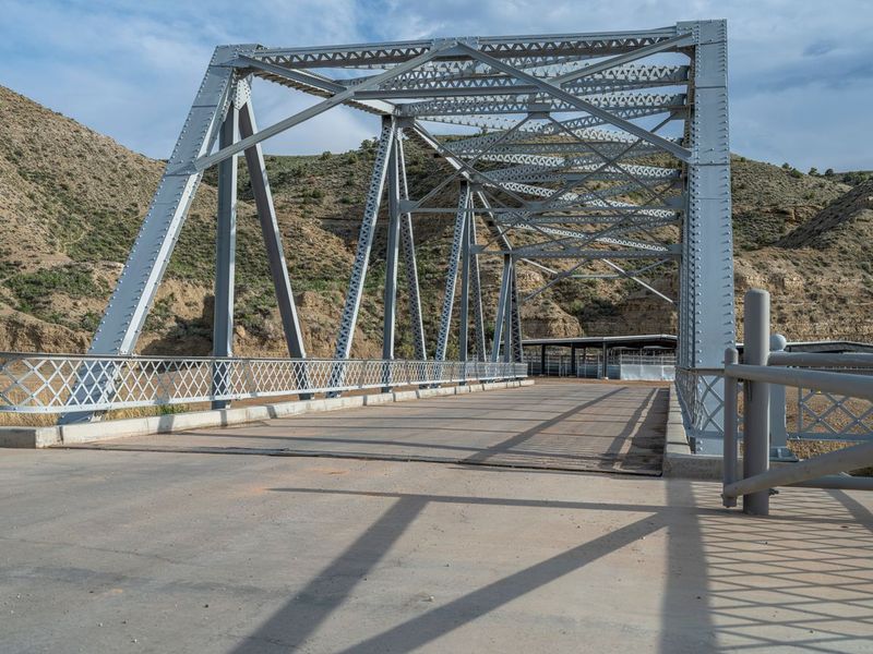 Rural Utah Landscape: Bridge and Road HDRi Maps and Backplates