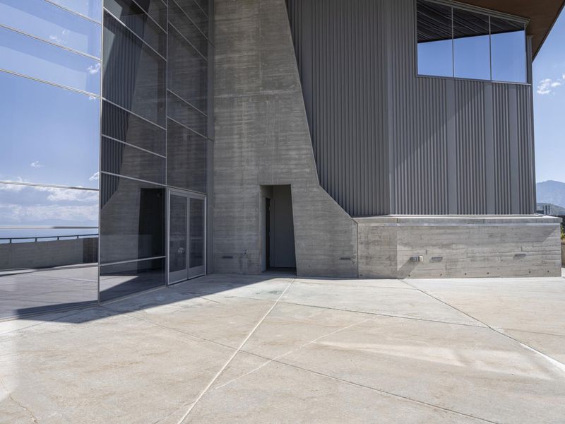 Modern Residential Building in Salt Lake City, Utah HDRi Maps and ...