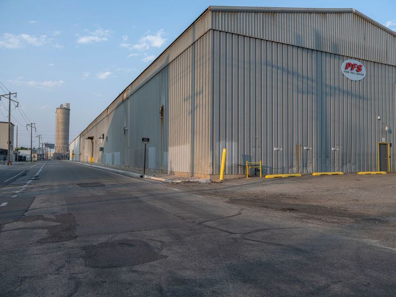 Salt Lake City Warehouse: Industrial Shadow and Storage HDRi Maps and ...