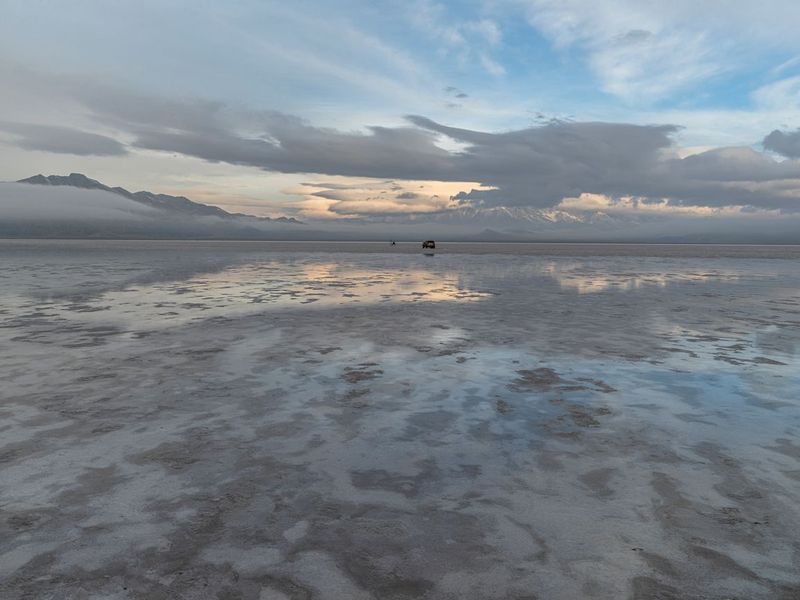 Salt Lake Reflection: A Gloomy Desert Landscape HDRi Maps and Backplates