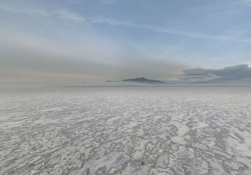 Salt Lake USA: Landscape with Mountains and Sunshine HDRi Maps and ...