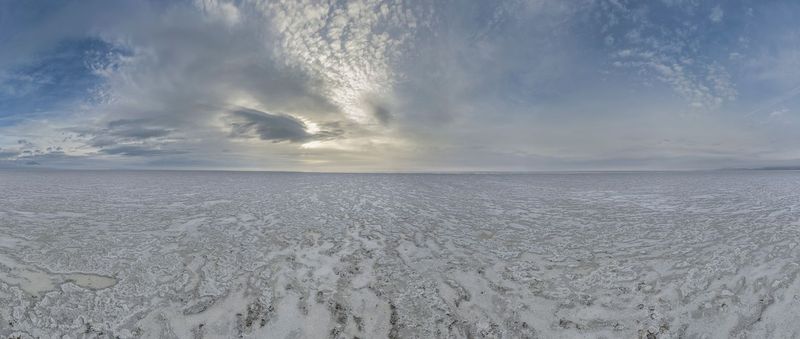 Salt Lake, Utah: Open Space Desert with Mountains HDRi Maps and Backplates
