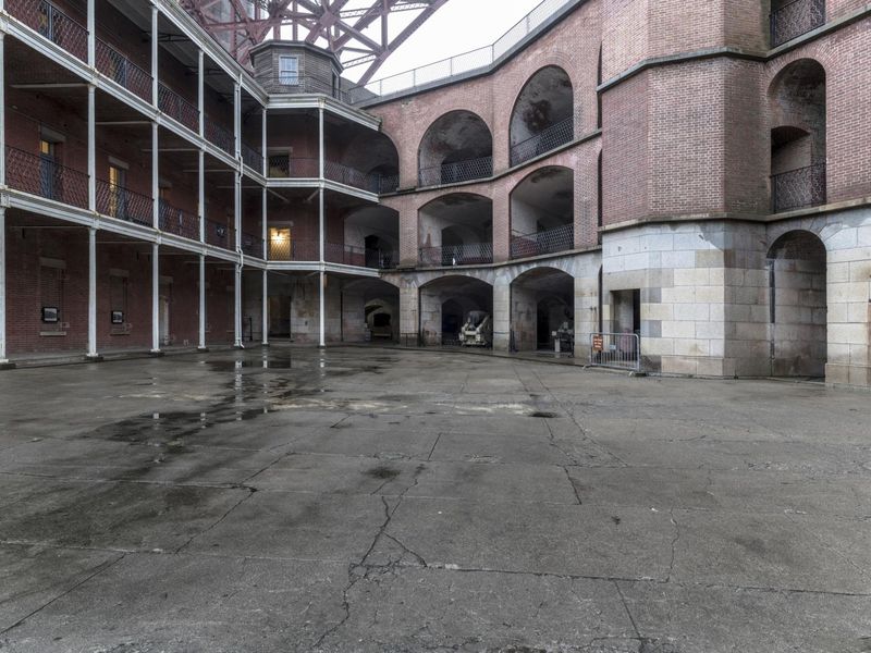 San Francisco Courtyard with Arches and Columns HDRi Maps and Backplates
