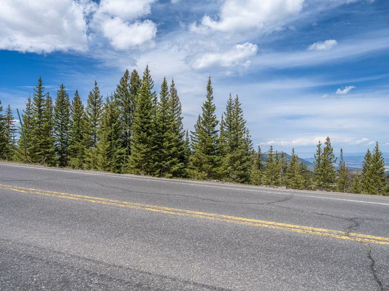 Scenic Road in Colorado: Clouds and Overlook HDRi Maps and Backplates