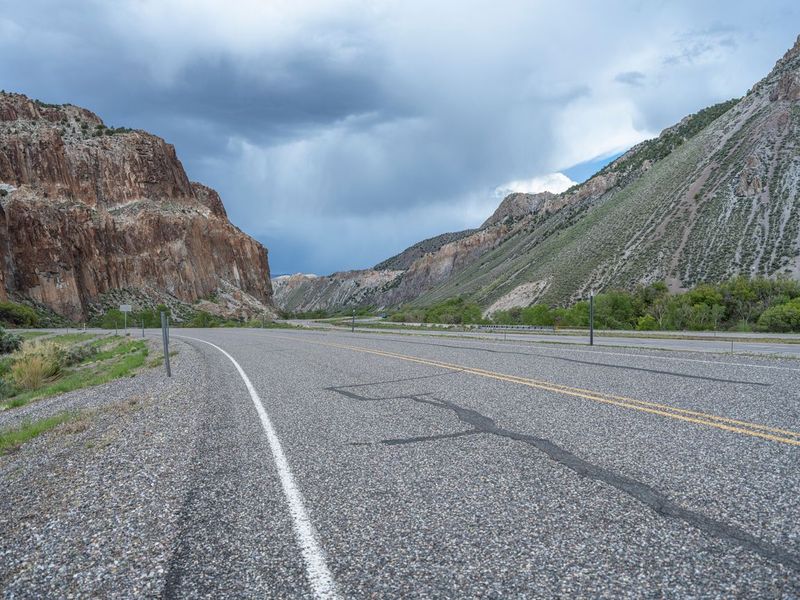Scenic Road Through Utah Landscape: Majestic Mountains - HDRi Maps and ...