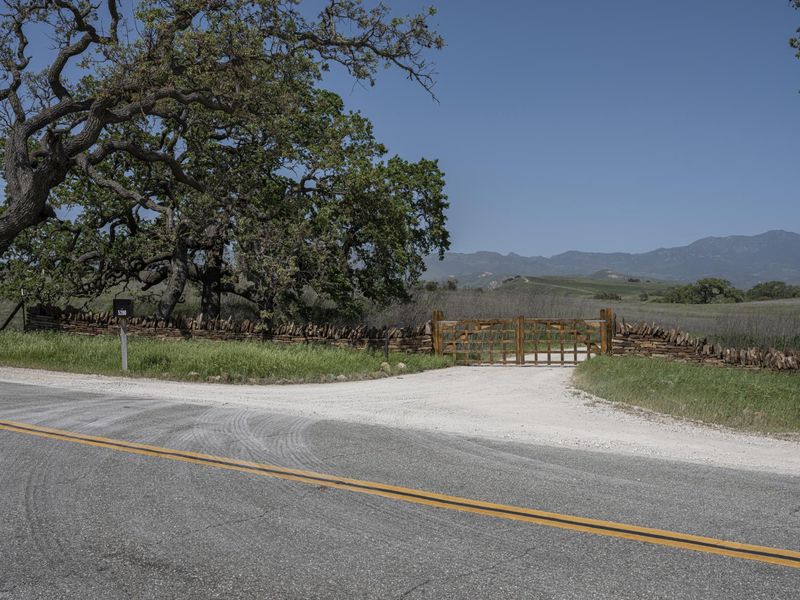 Scenic Rural Landscape in California, USA HDRi Maps and Backplates