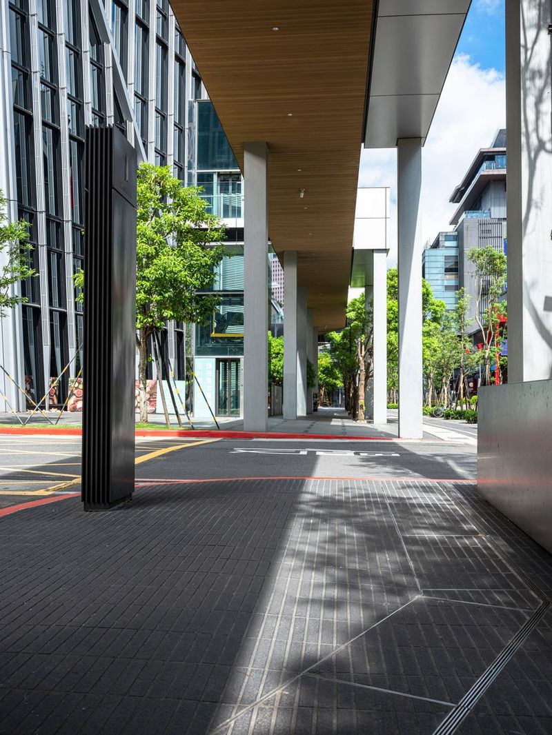 Shadow-Filled Streets of Taipei City HDRi Maps and Backplates
