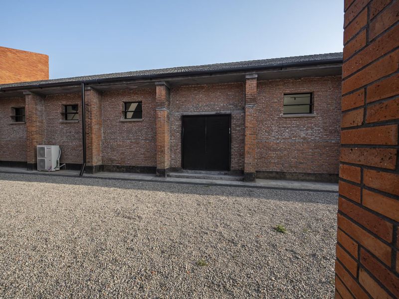 Shanghai Art District: Brick Architecture HDRi Maps and Backplates