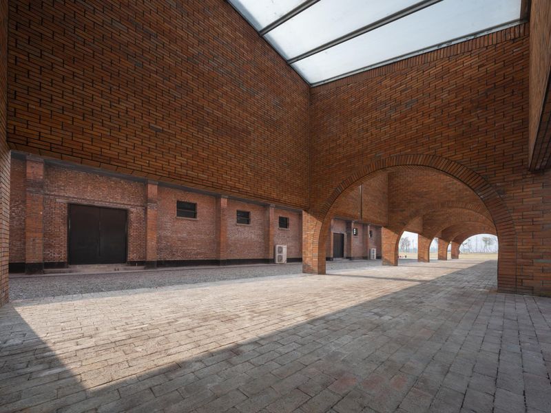 Shanghai Warehouse: Brick Wall Architecture HDRi Maps and Backplates