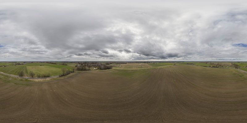 Sky Dome Structure in German Open Space HDRi Maps and Backplates