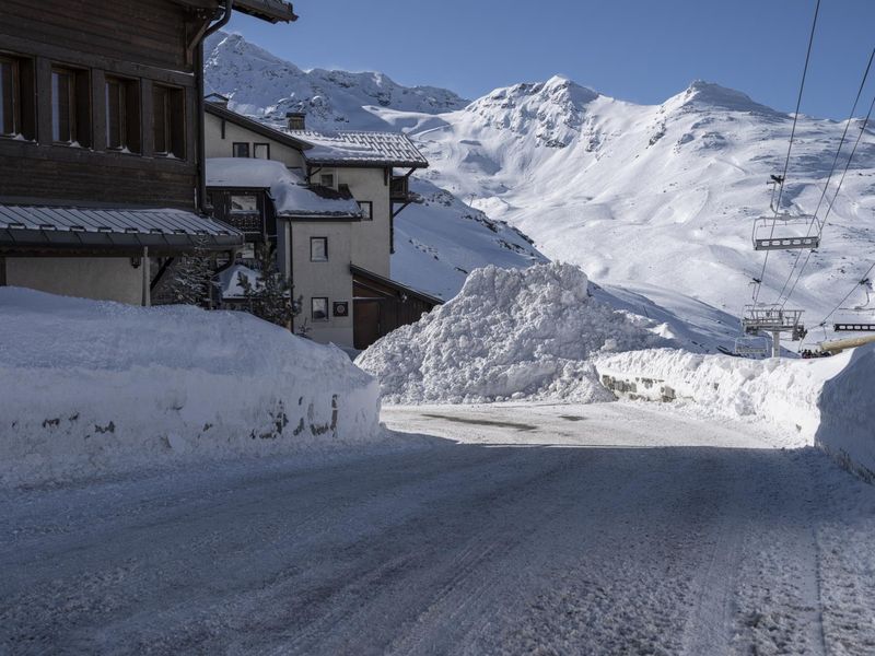 Snow-Covered Slopes in the Alps, France HDRi Maps and Backplates