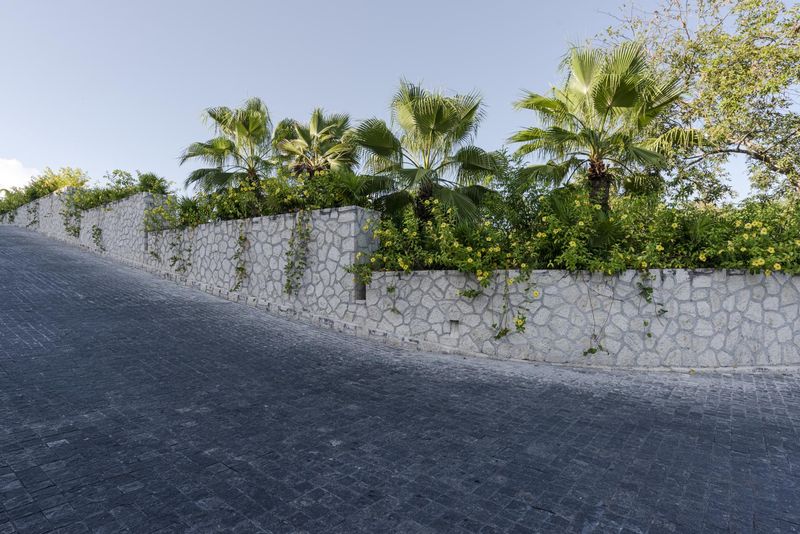 Solidaridad Mexico Business District HDRi Maps and Backplates