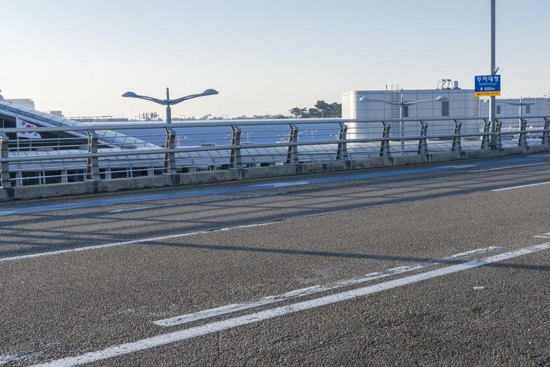 Songpa-gu Seoul Bridge Road with Guard Rails HDRi Maps and Backplates