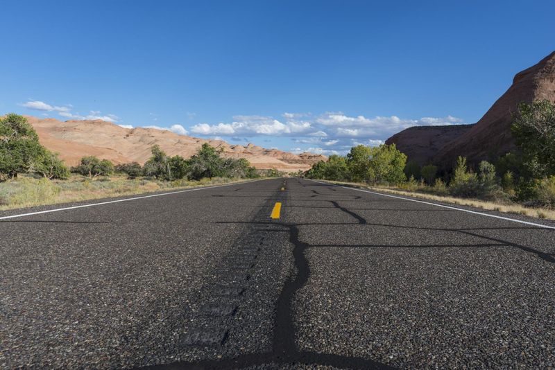 Straight Down the Road Utah Desert HDRi Maps and Backplates