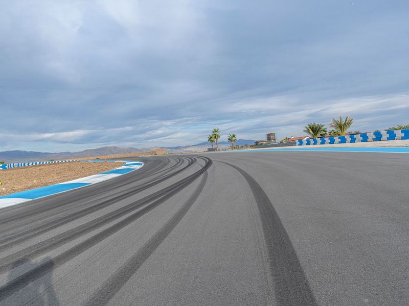 Straight Road with Asphalt in the USA HDRi Maps and Backplates