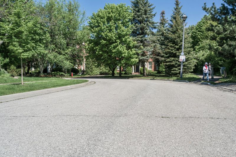 Suburban Toronto Canada Residential Road HDRi Maps and Backplates